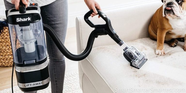 Shark LA322 Navigator Lift-Away ADV Upright Vacuum Review